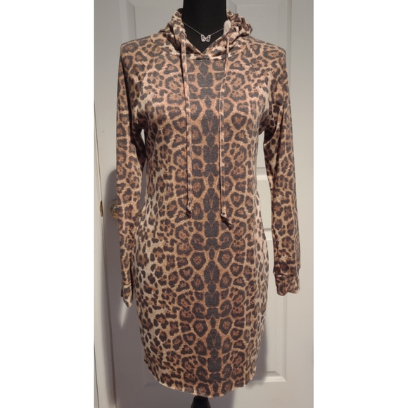 Objex | Dresses | Nwt Objex Leopard Print Hooded Dress | Poshmark